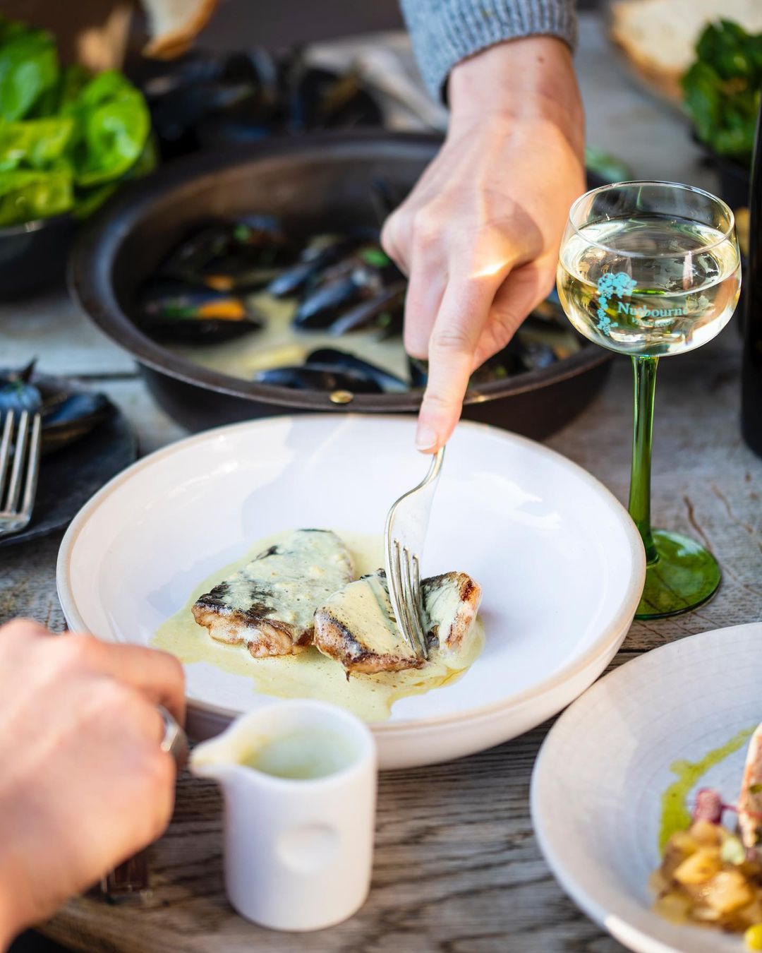 Hop over to Rabbit for a complimentary glass of wine - Best of South ...